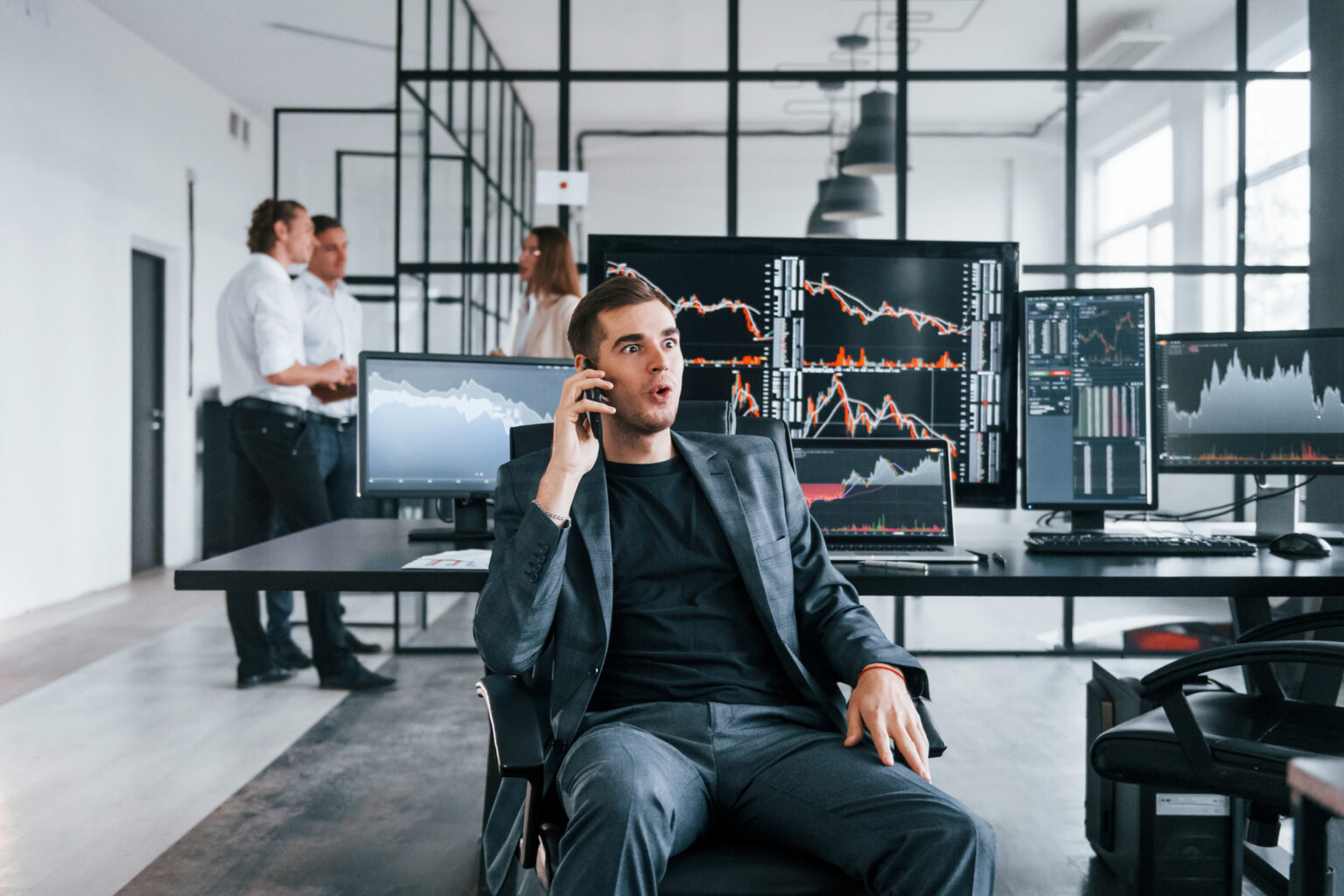 Day Trader Job: High-Stakes Career in Financial Markets Explained ...